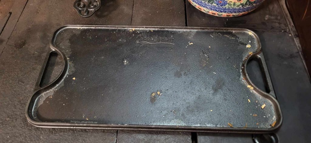 How to BEST Clean Cast Iron Pans